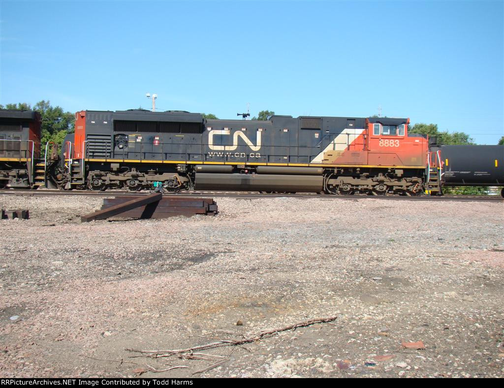 CN 8883